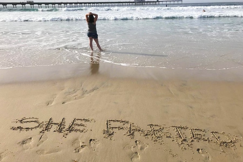 50 Funny Beach Photos