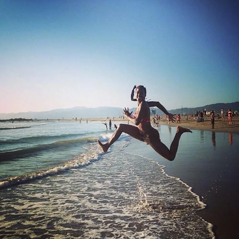 50 Funny Beach Photos