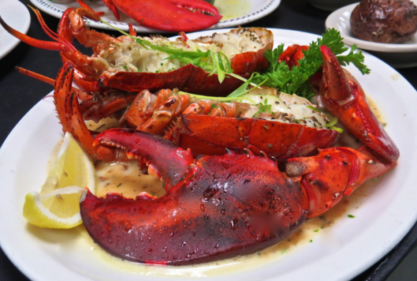 15 Restaurant Chains That Serve the Best Lobster
