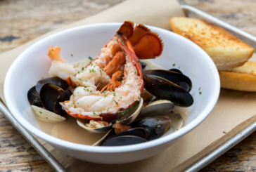 15 Restaurant Chains That Serve the Best Lobster