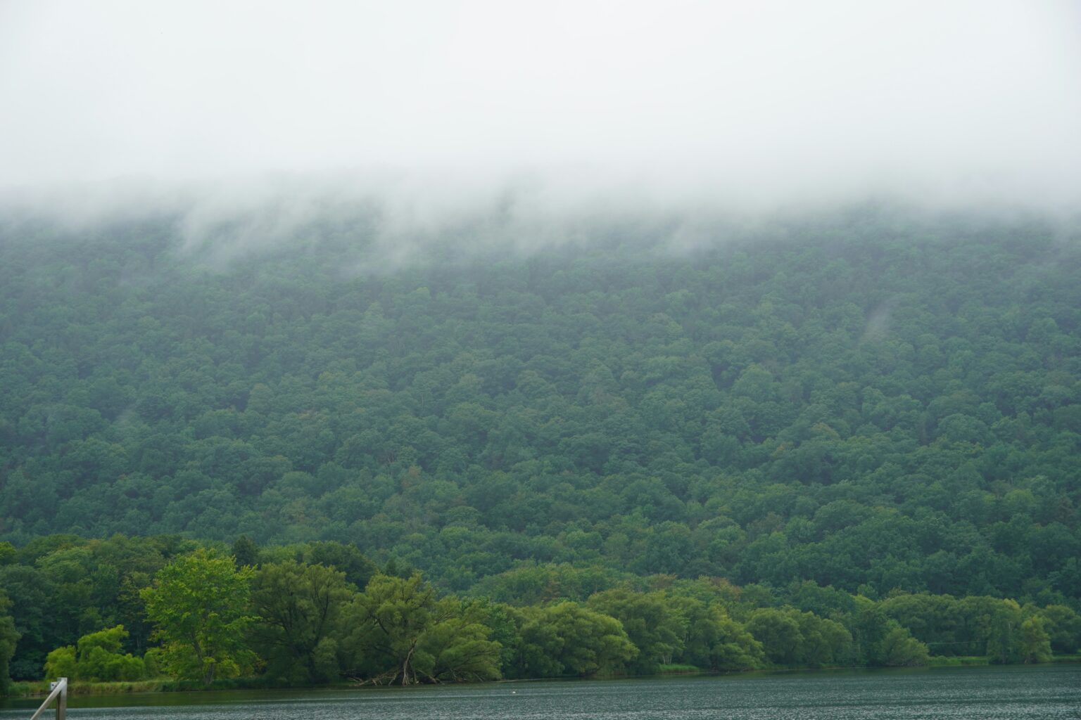15 Charming Small Lake Towns Across America