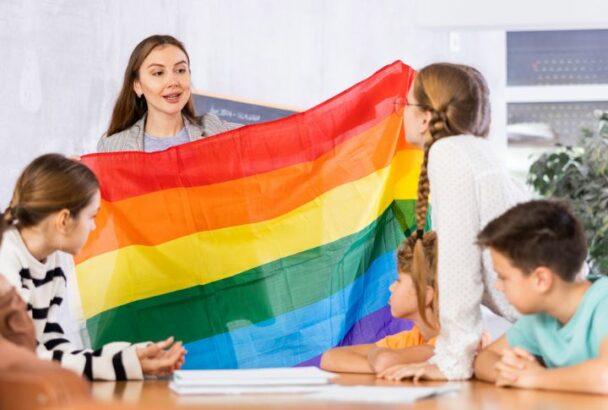 15 Strategies to Avoid Reinforcing Gender Roles in Children