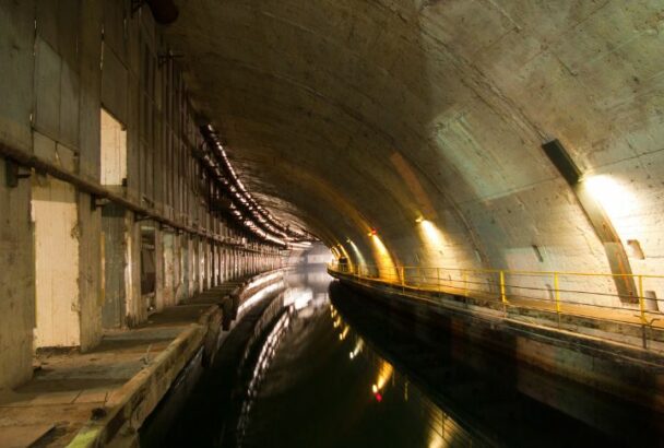 15 Spectacular Tunnels Around the World