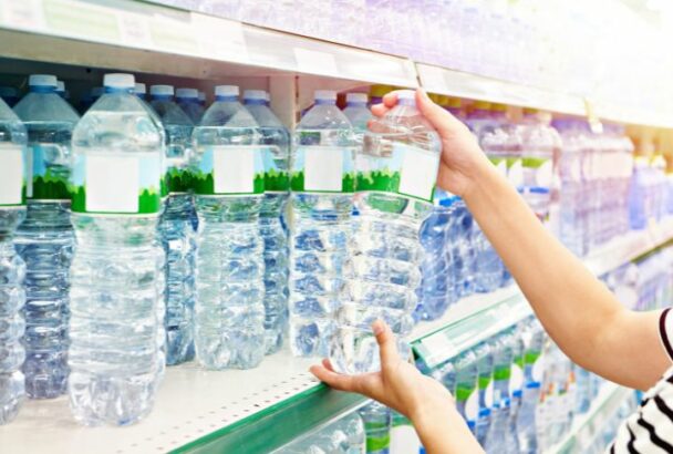 7 Safe Ways to Reduce Microplastics in Bottled Water