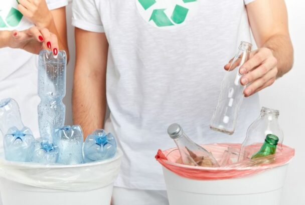 7 Safe Ways to Reduce Microplastics in Bottled Water