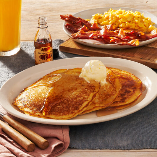 15 Restaurant Chains With The Best Pancakes