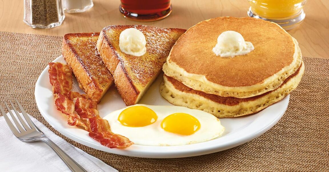 15 Restaurant Chains With The Best Pancakes