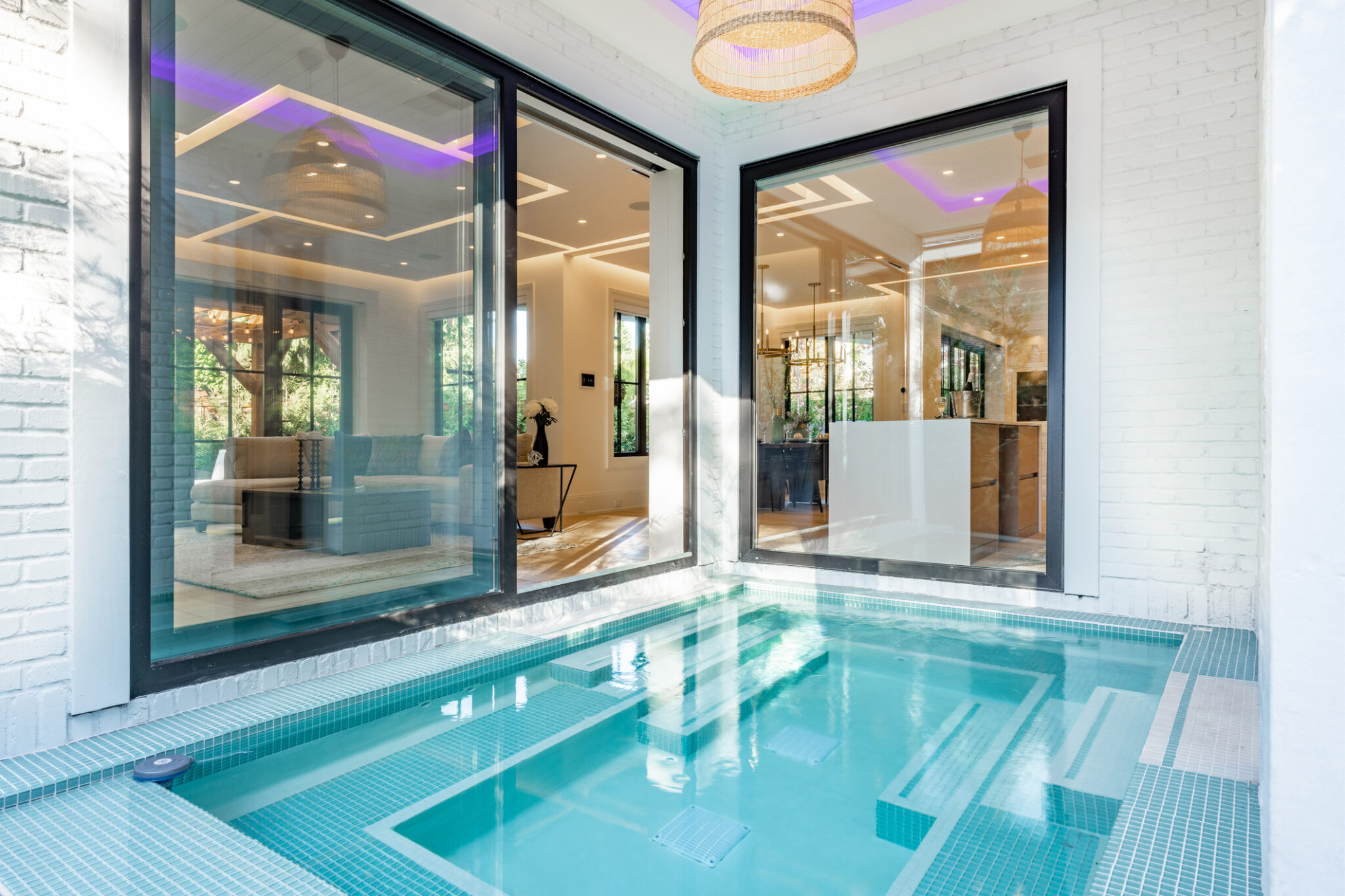 20 Insane Features of Actual Houses