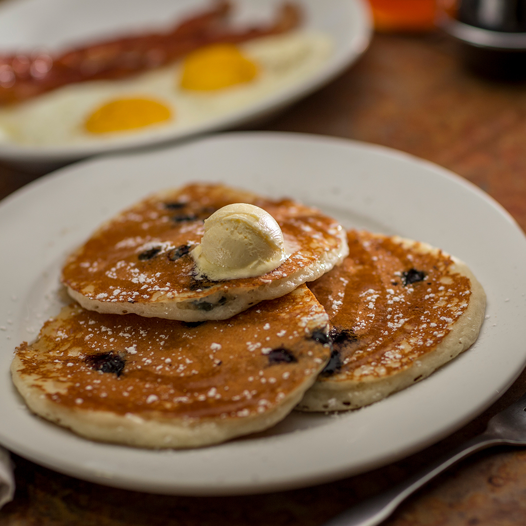 15 Restaurant Chains With The Best Pancakes
