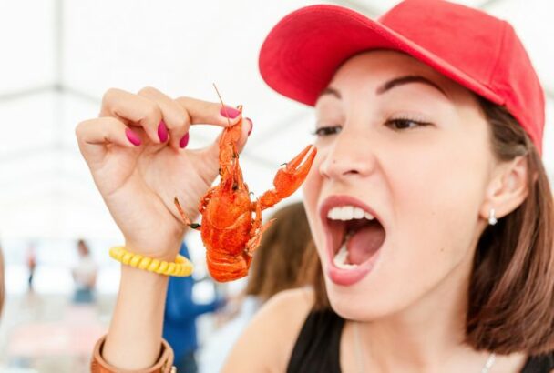 Tips For Eating Crawfish The Right Way