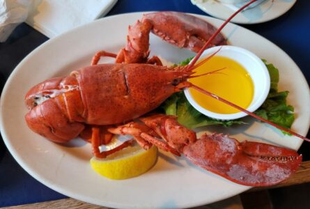 15 Restaurant Chains That Serve the Best Lobster