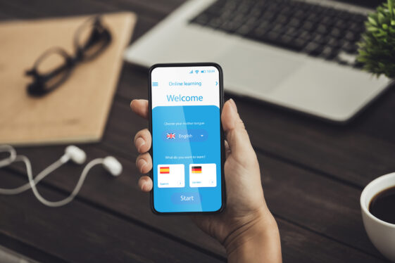 15 Ways To Repurpose Old Android Phone