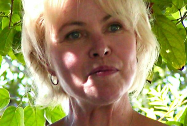 15 Famous Hippies Who Defined The Woodstock Era