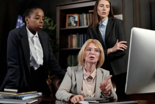 30 Major Obstacles Women Confront in Today’s World