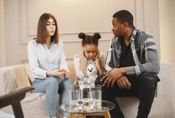 10 Toxic Behavior Patterns Of A Controlling Mother