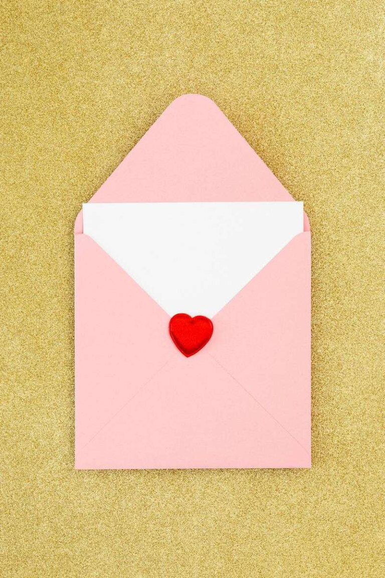 15 Thoughtful Gestures That Let Your Partner Know How Much You Love Them