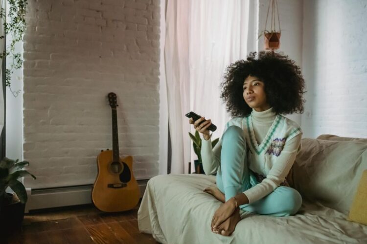 11 Ways to Celebrate Thanksgiving Alone Without Feeling Lonely