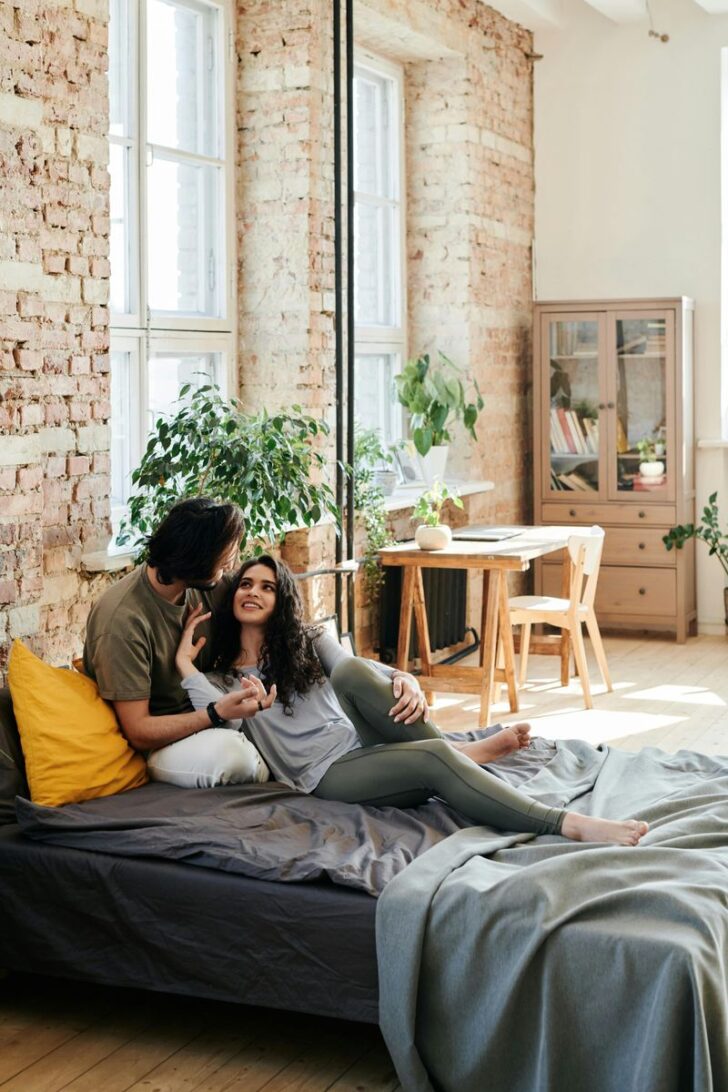 12 Timeless Gentleman Moves That Make Romance Feel Effortless