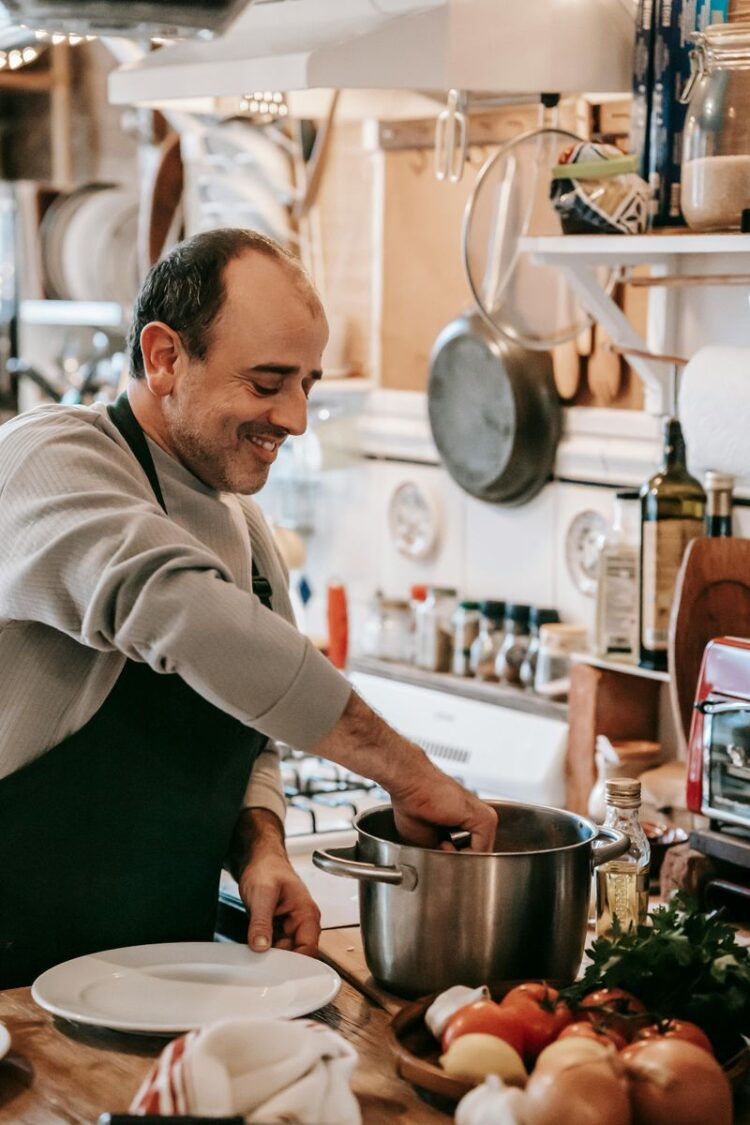 9 Ways Healthy Partners Support Each Other Without Overstepping
