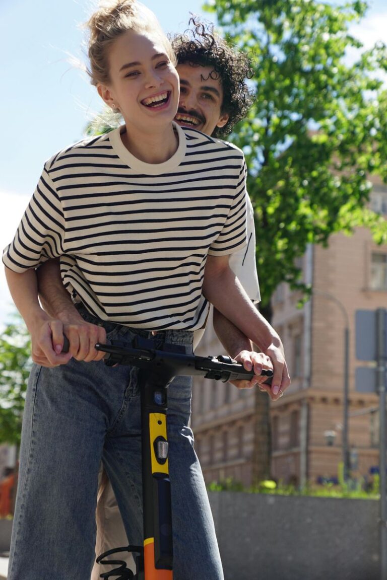 9 Ways Healthy Partners Support Each Other Without Overstepping