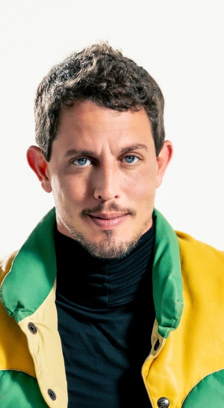12 Controversial Comedians Still Performing and Releasing Specials ...